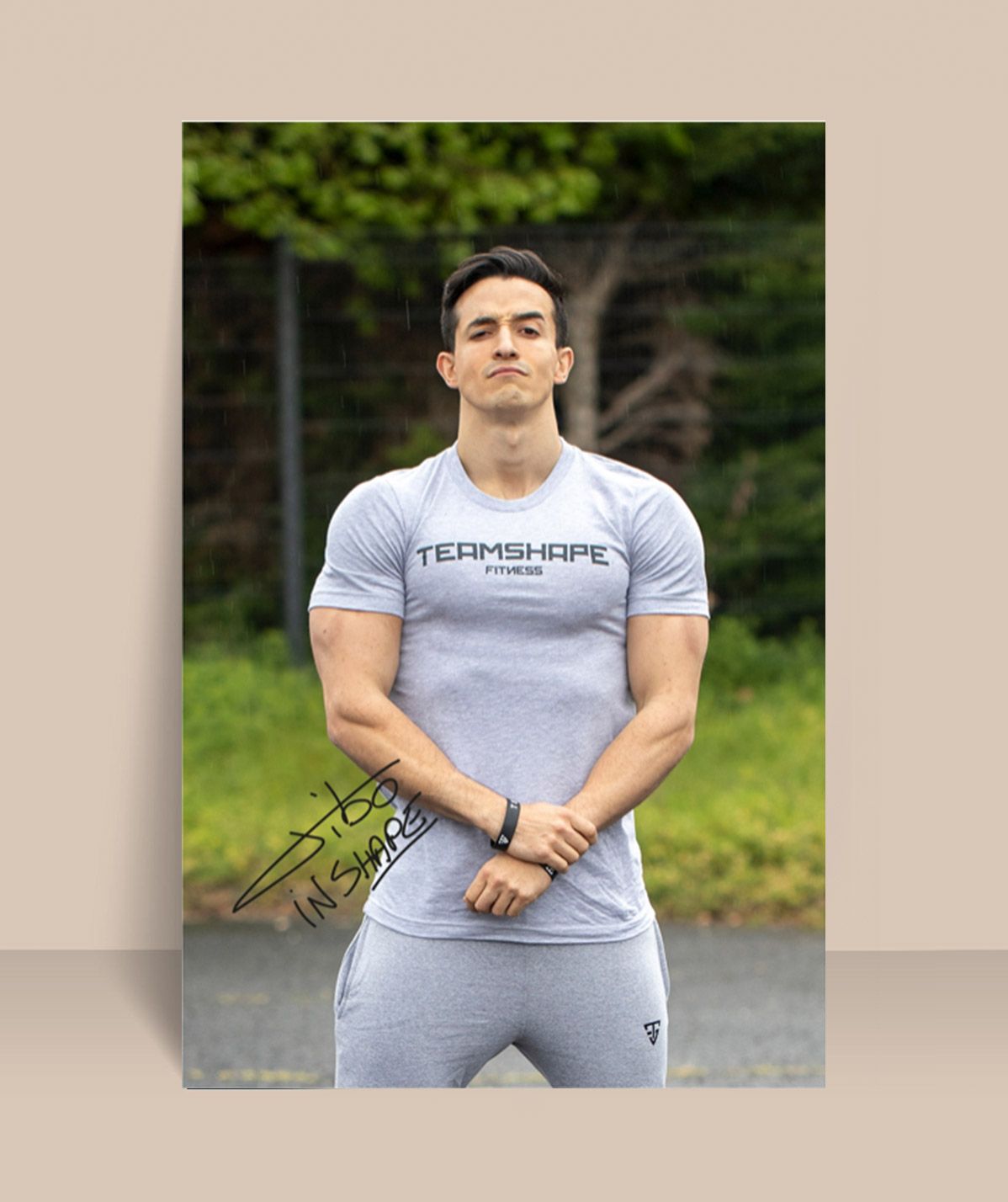 Collection Portrait de Tibo InShape Officiel - Photo Dédicacée - TEAMSHAPE